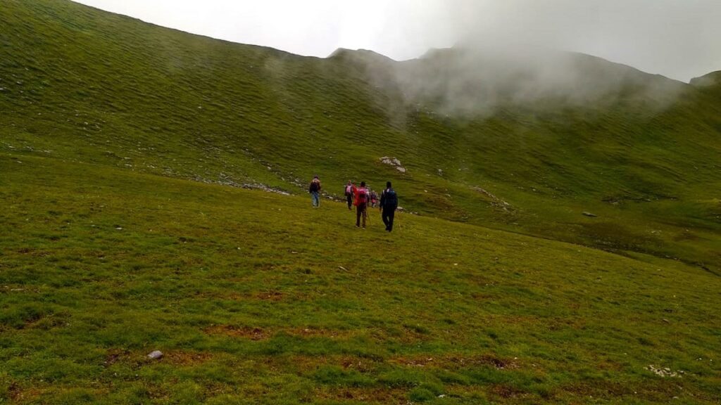 Himalayan Dream Treks : To The Himalayas & Beyond
