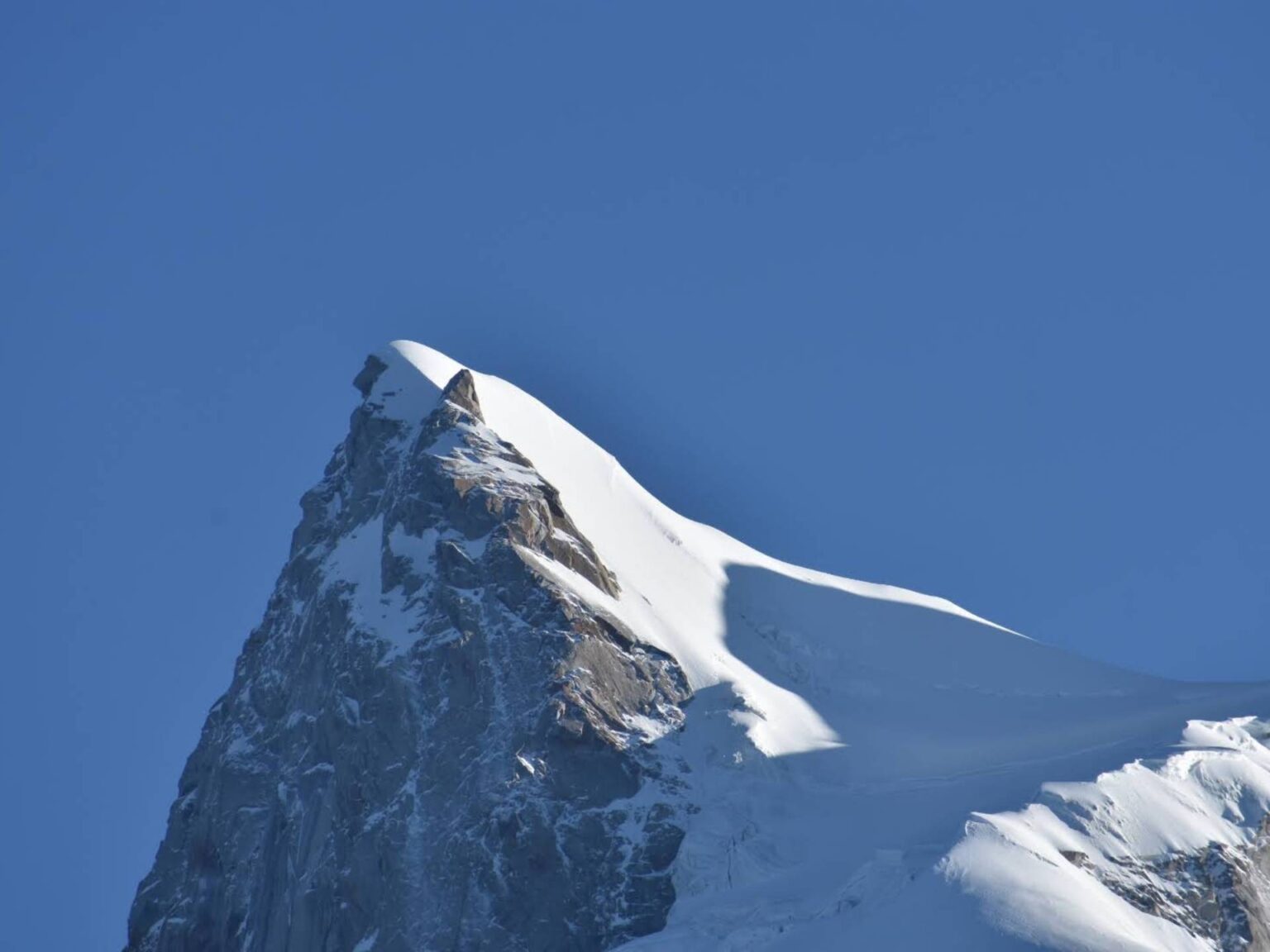 Top Spots in Uttarakhand to See Towering Peaks