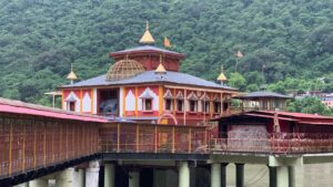 Dhari Devi Temple Travel Guide: History & Access Tips